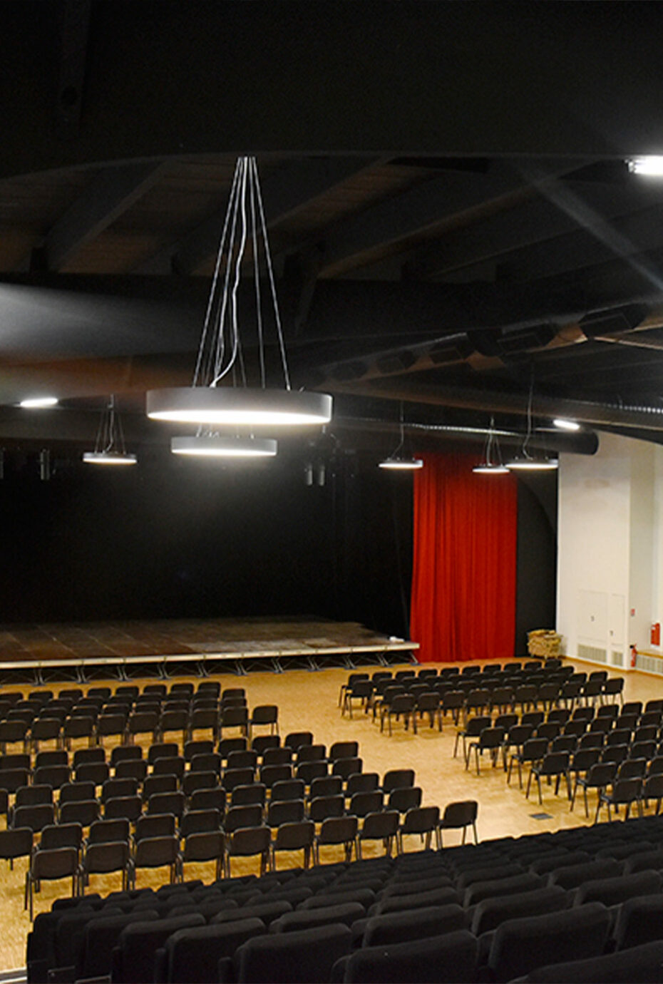 Salle polyvalente La Confluence - Bernard Électricité